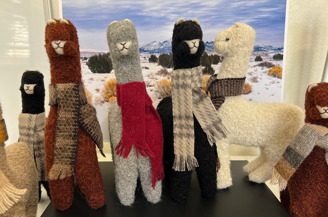 Stylish Peruvian Alpacas Made With 100% Needle Felted Alpaca Wool - 12 ...