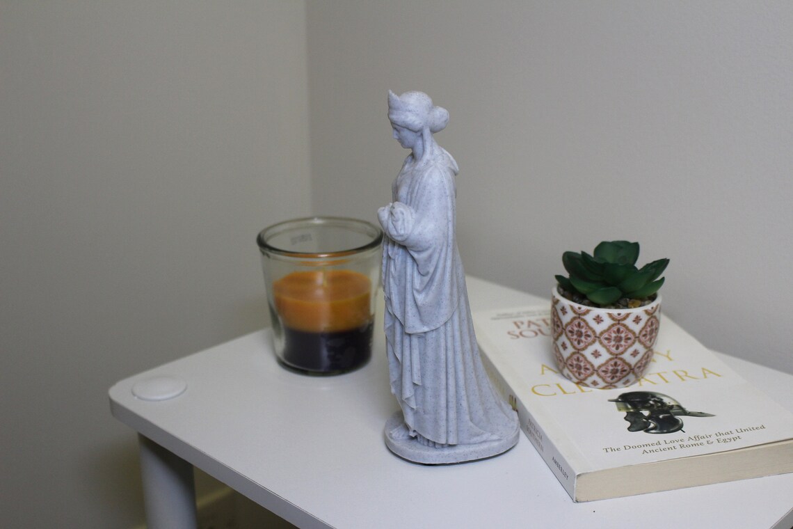 Zenobia in Chains Statue Sculpture of the Queen of the - Etsy