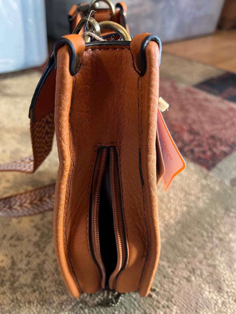 Monogrammed Concealed Carry Crossbody Bag: CCW Purse With Locks - Etsy