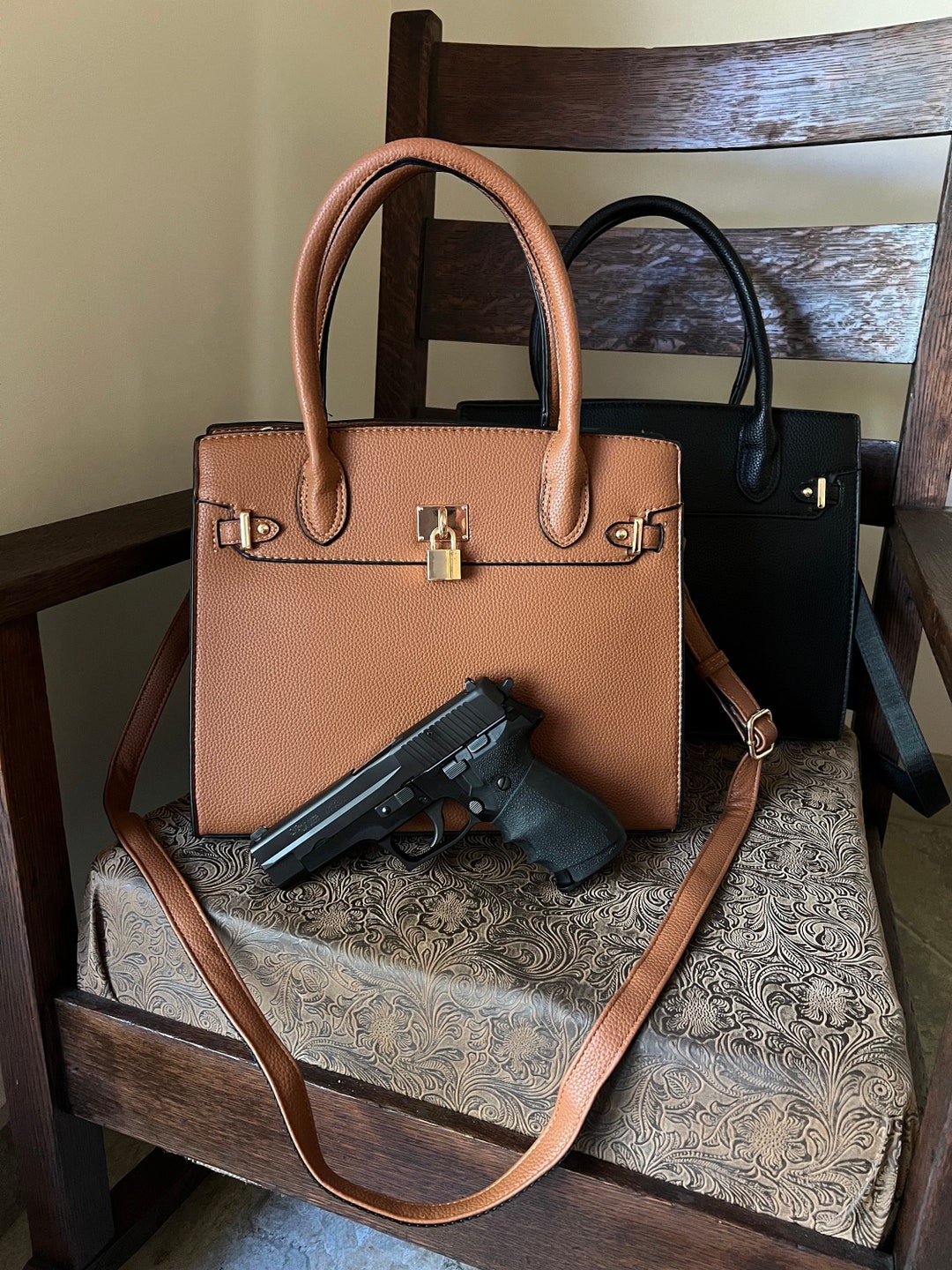 Conceal Carry Bag. Tote Bag, Leather Tote Bags, Classic Concealed Purse ...