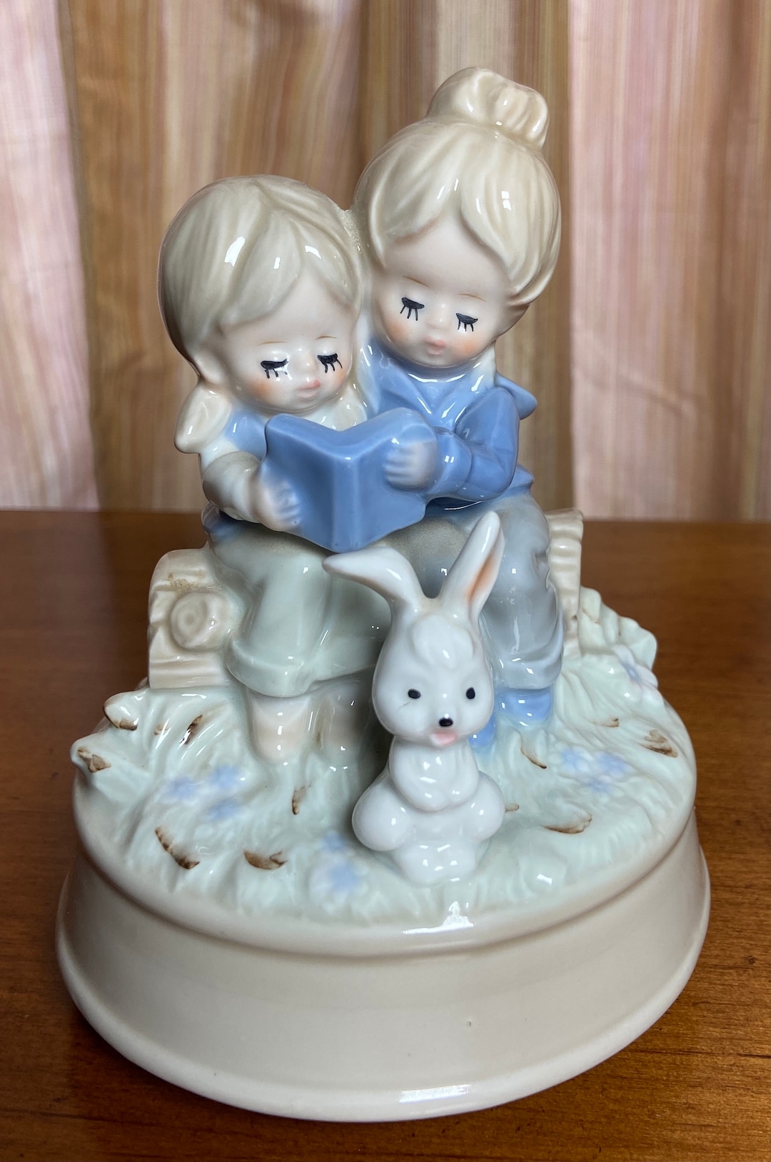 Music Box, Boy Girl Music Box, Music Box Figurines, Bunny Music Box ...