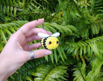 Crochet Bee Keychain | Etsy