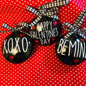 Happy Valentines Day, Xoxo, Be Mine Plastic Disc Ornaments 3 Piece Set ...
