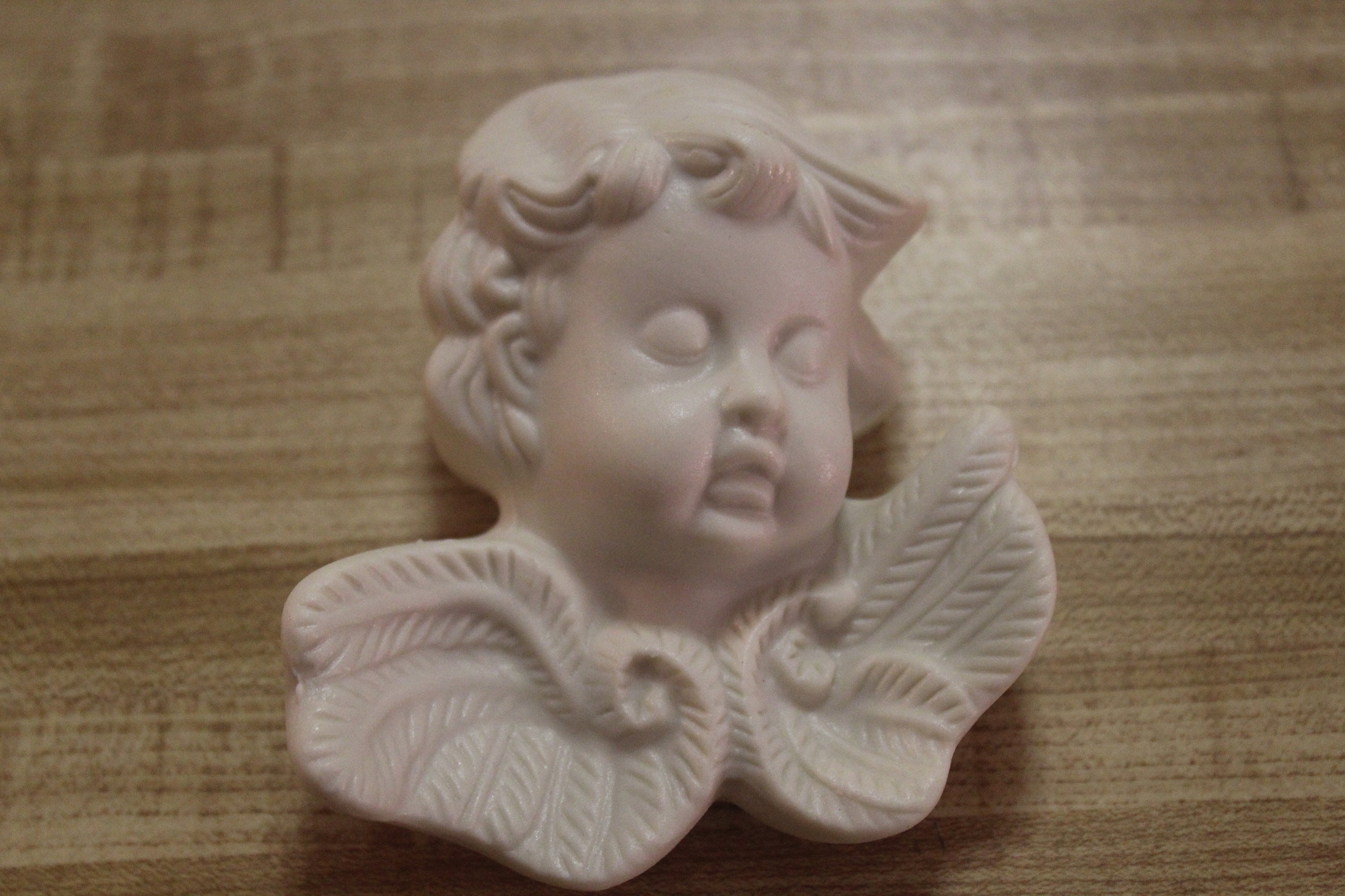 Small Cherub - Etsy