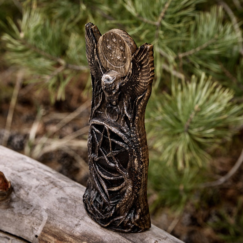Hecate's Owl Statue, Greek Goddess, Pagan Altar Sculpture - Etsy