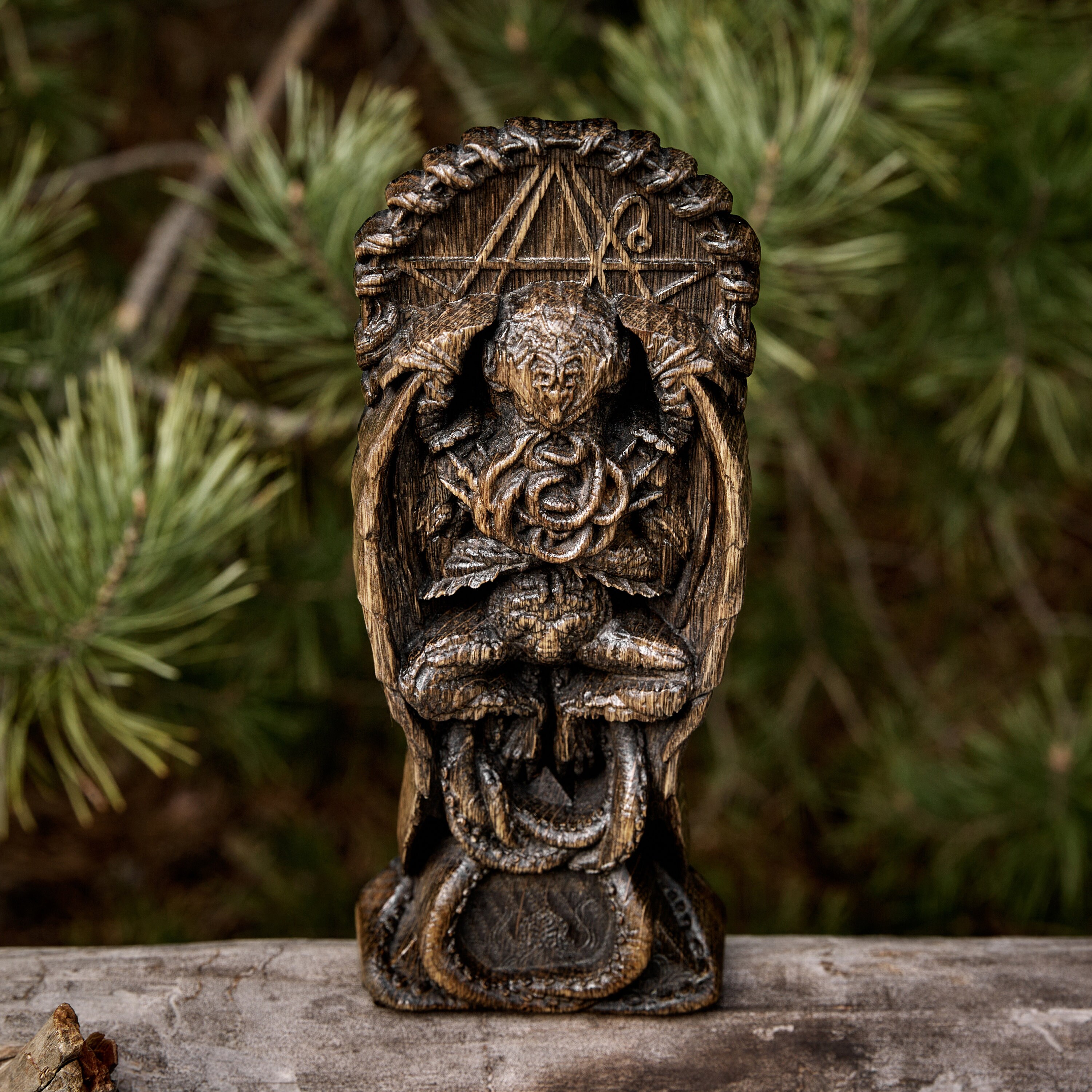 Hand-carved Oak Cthulhu Statue: Lovecraft Story Altar Figurine - Etsy