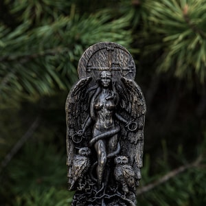 Lilith, Ishtar, Inanna, Wood Carved Astaroth Statue Goddess - Etsy