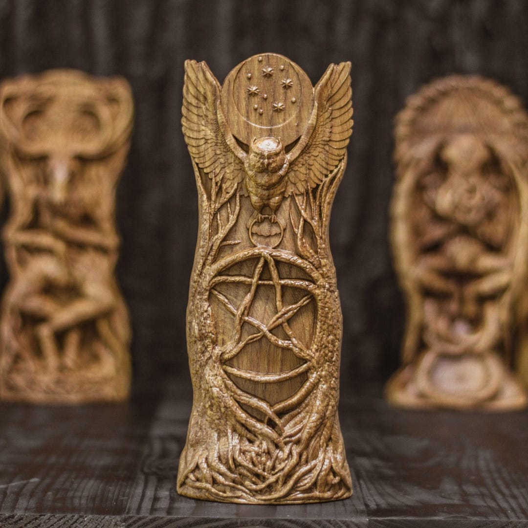 Hand-carved Oak Hecate Owl Statue: Wiccan Altar Decor - Etsy UK