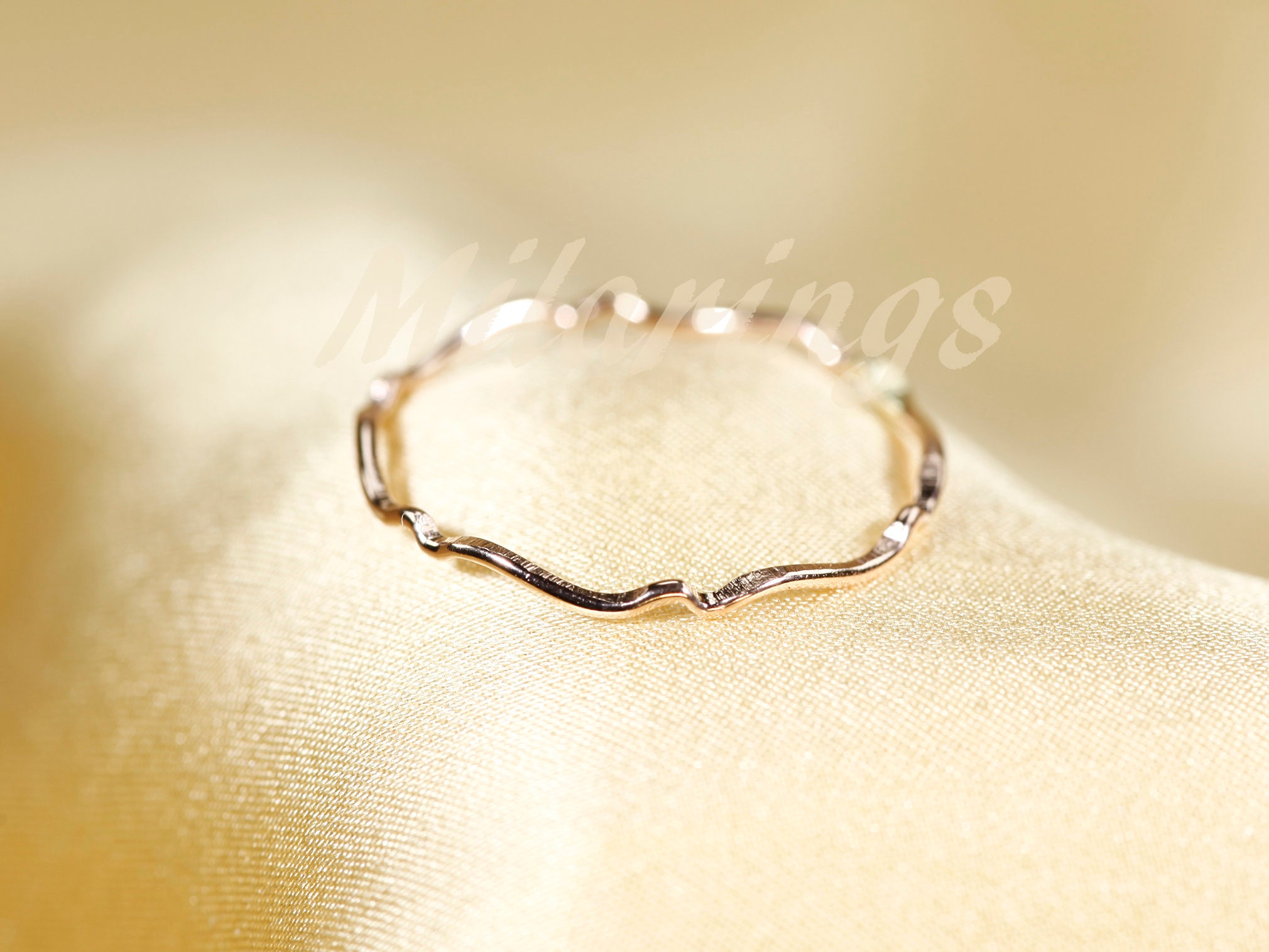 Wavelet-a 14K Gold Filled Ring - 0.8mm Thin Band - Etsy