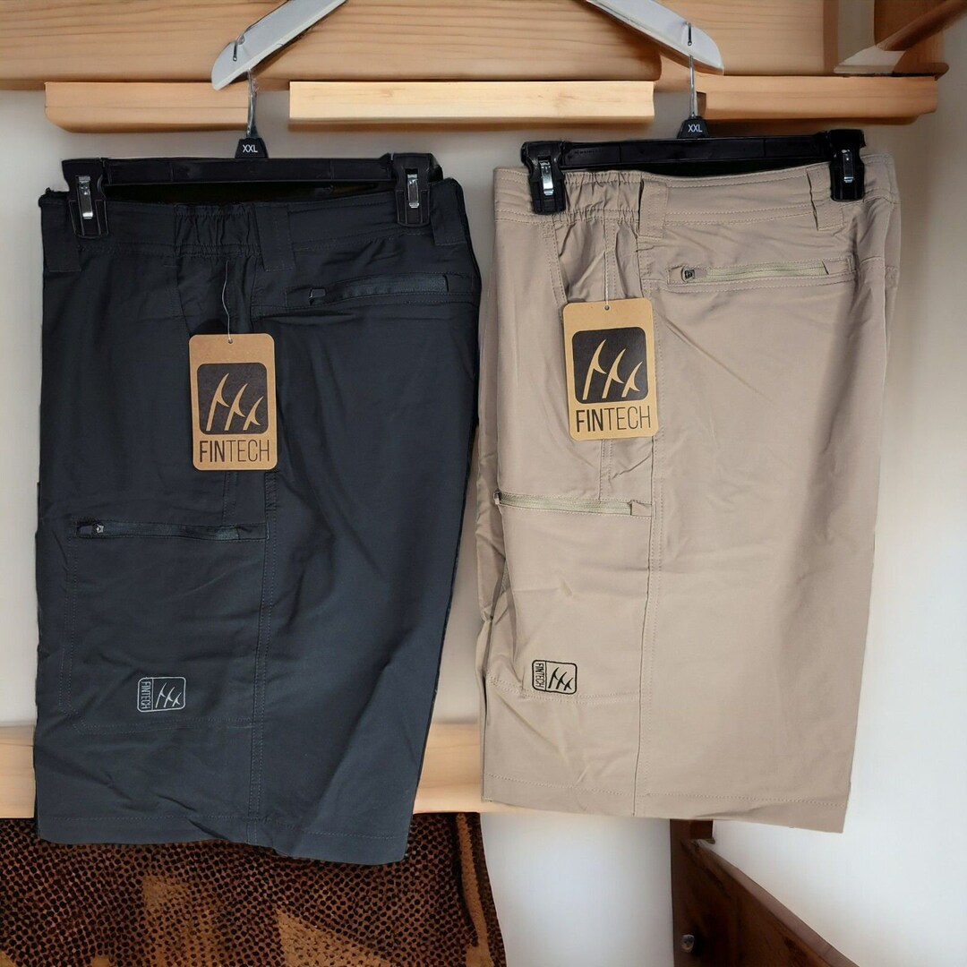 TWO Men's Fintech 10 Submariner Woven Cargo Shorts Black & Tan Bundle ...
