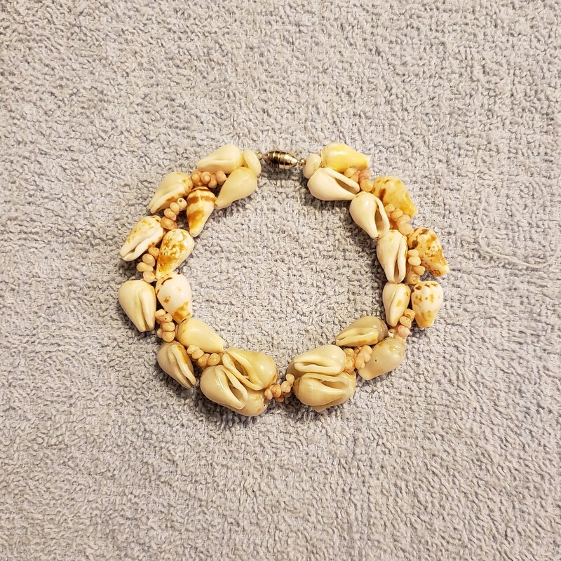 Niihau Shell Necklace - Etsy