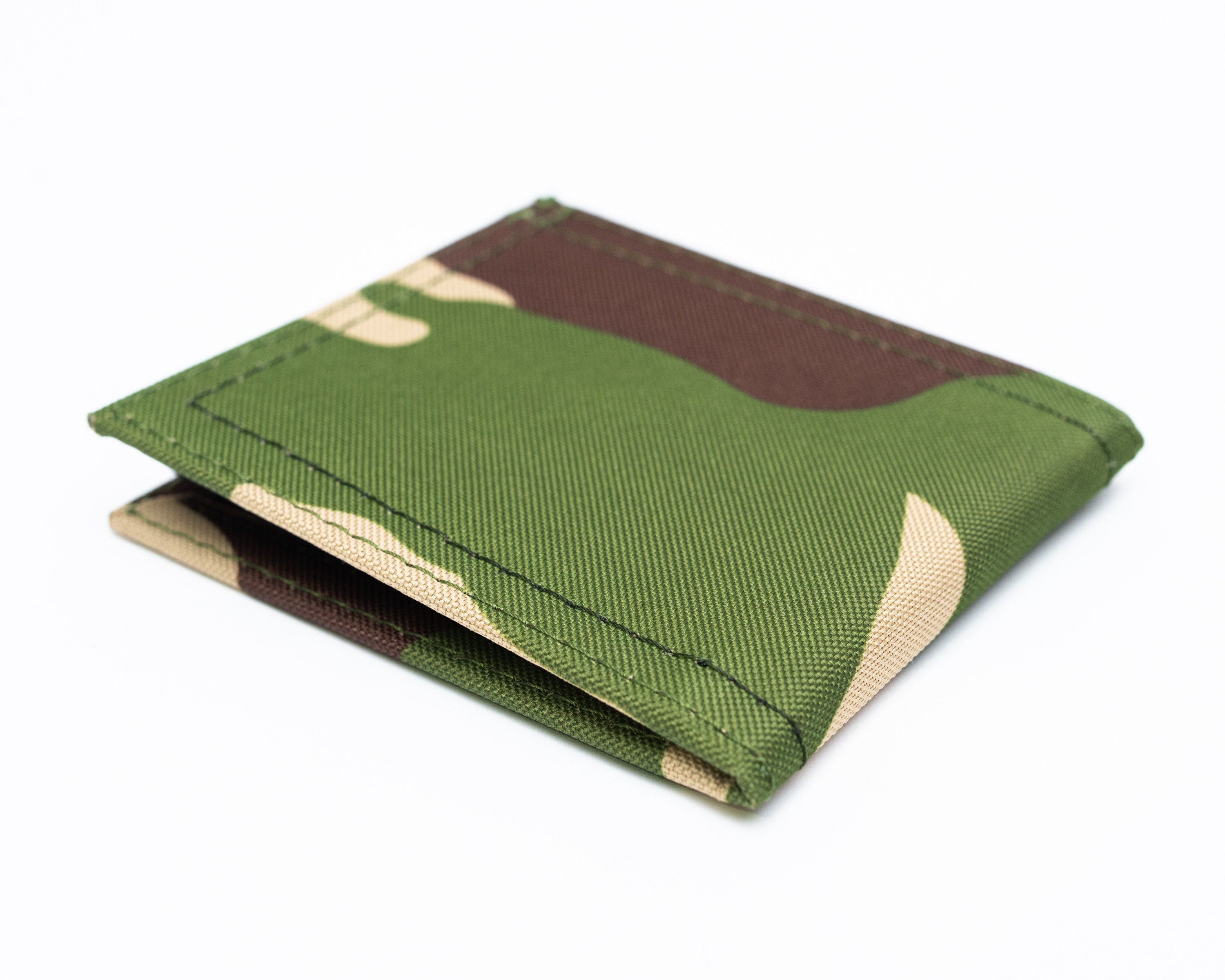 Men's Camo Waterproof Canvas Bi-fold Wallet, Sweat Resistant Men's ...