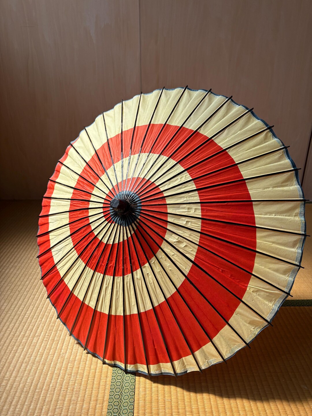 Vintage Japanese Umbrella. Japanese Parasol With Bamboo Handle. Higasa ...