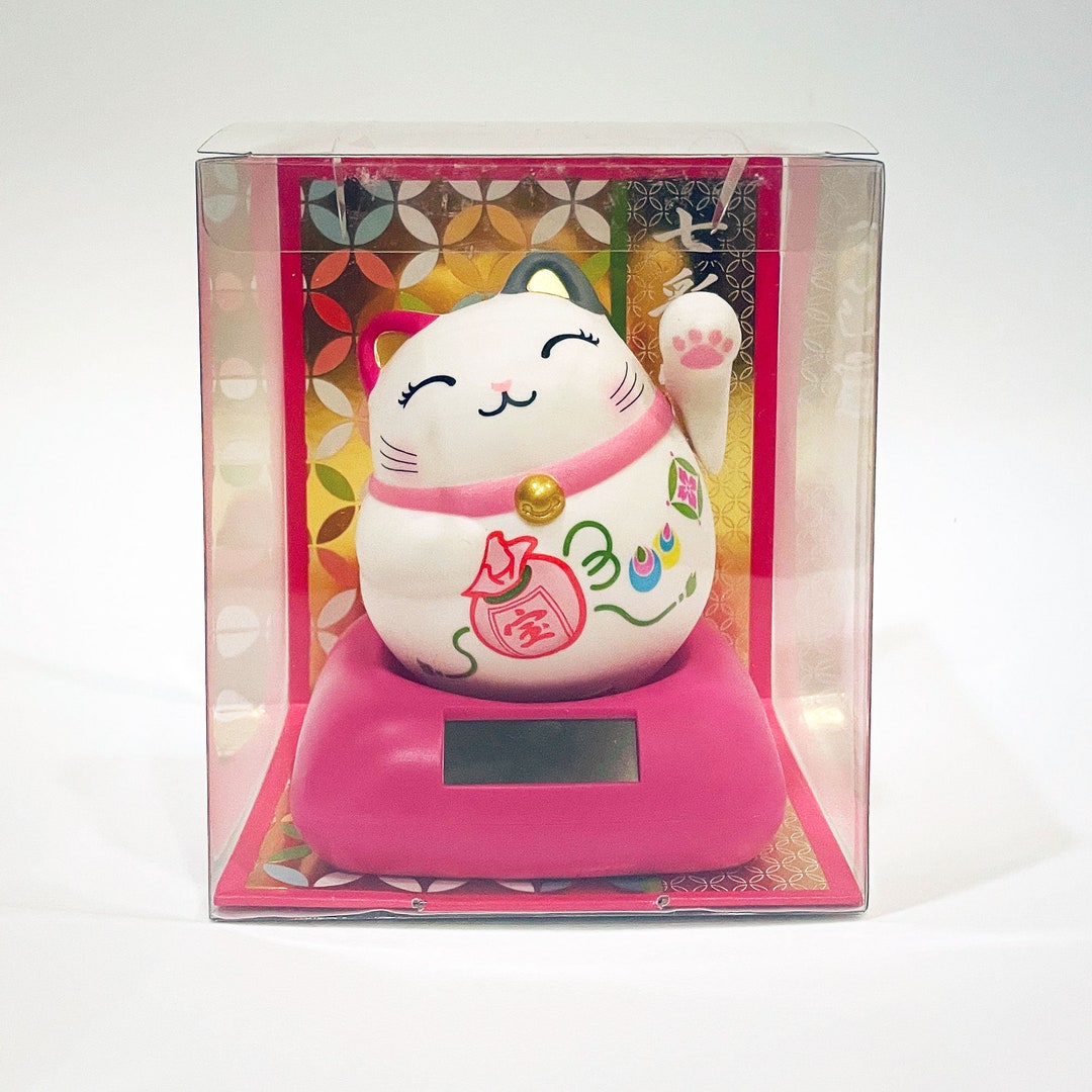 Solar Powered Waving Arm Lucky Cat | Maneki-neko | Beckoning Cat ...