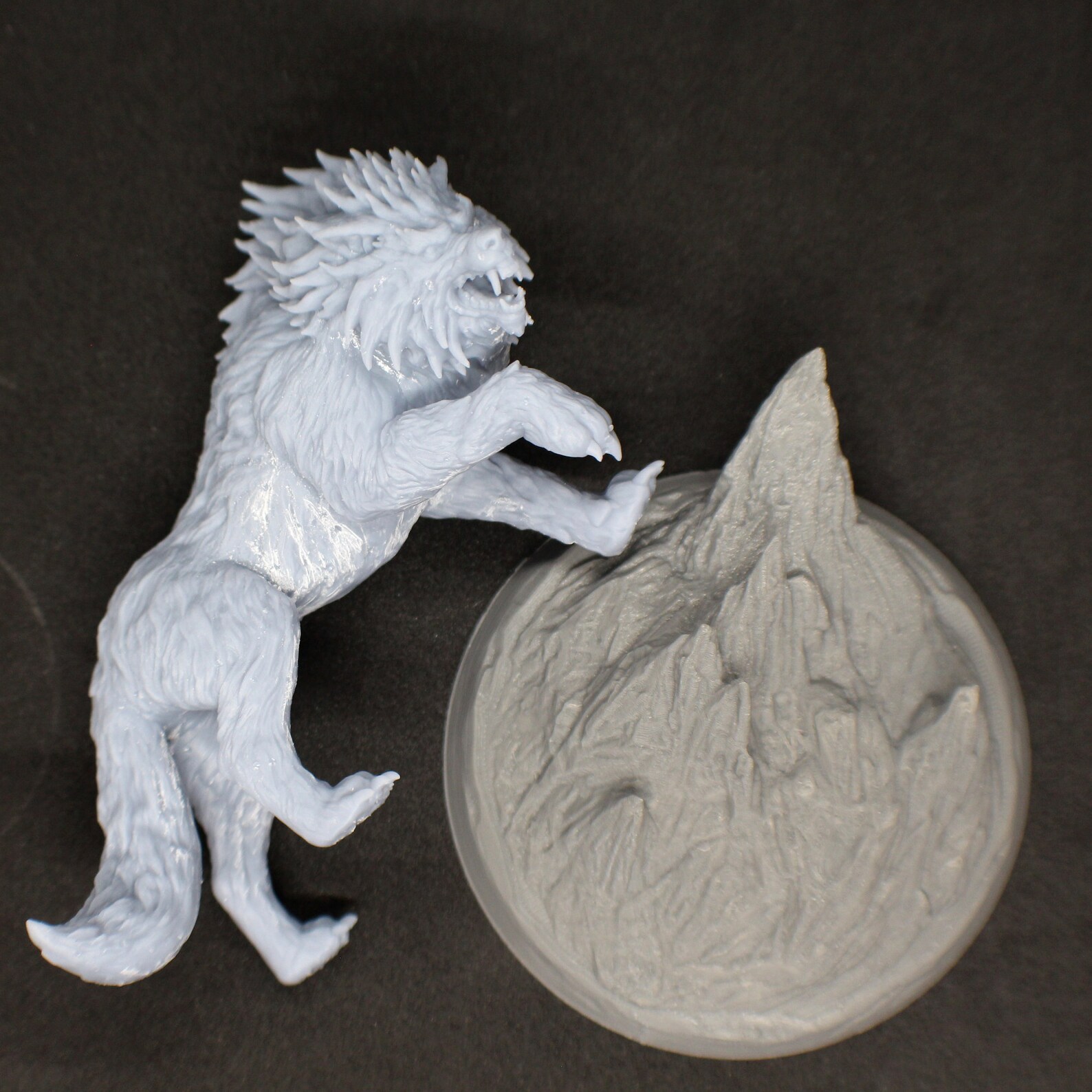 4 Inch 11cm Tall Dire Wolf 1:12 Scale 3D Resin Print. - Etsy