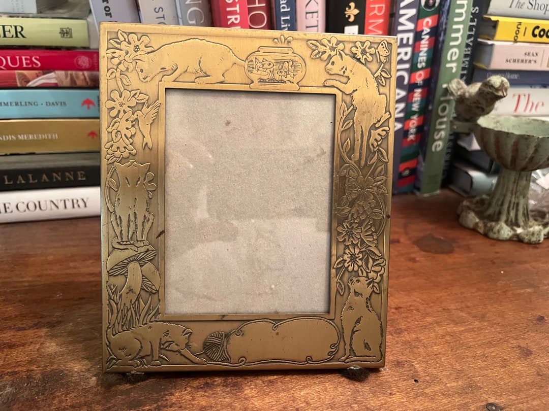 Vintage Brass Picture Frane With Cats - Etsy