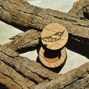 Feather Round Box - Etsy