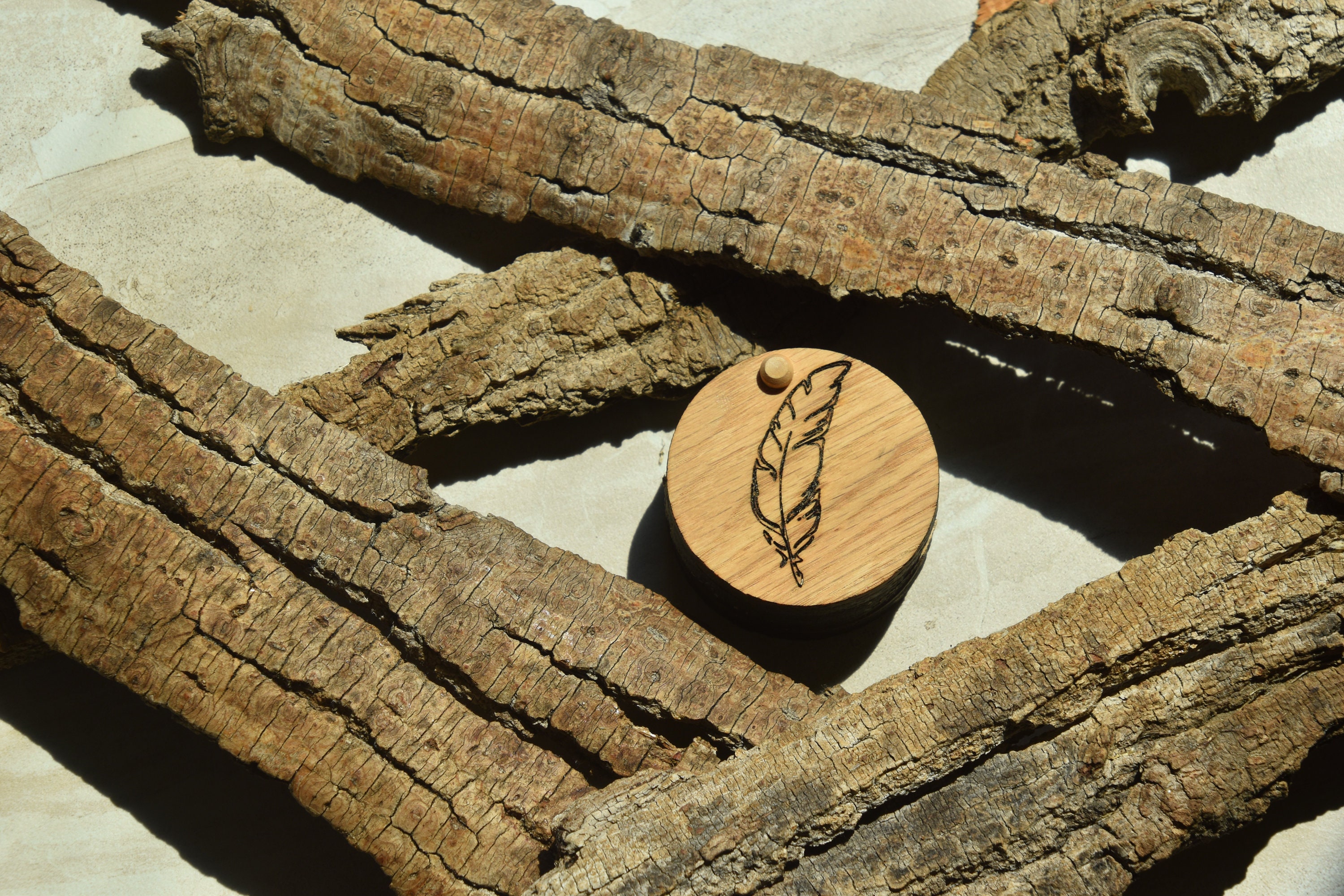 Feather Round Box - Etsy