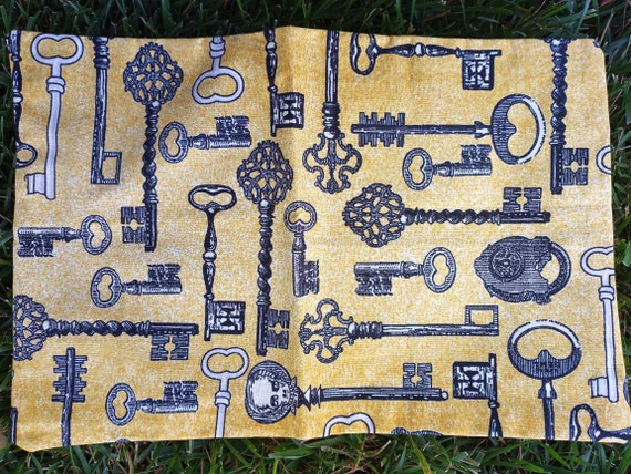 Skeleton Keys Alter Cloth | Etsy
