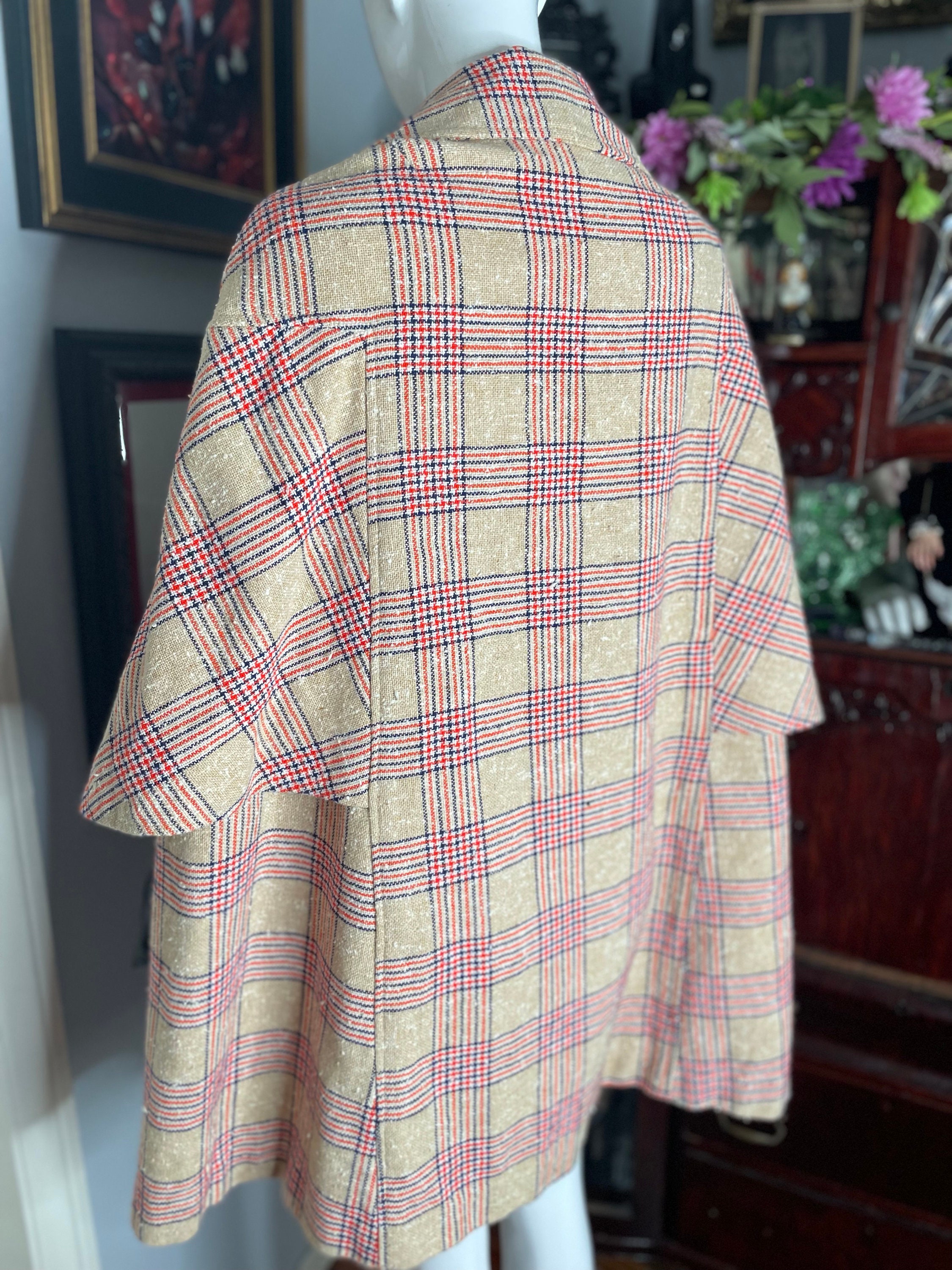 1960s queen of the Capes Plaid Cape London Fashion Country Place Mod - Etsy