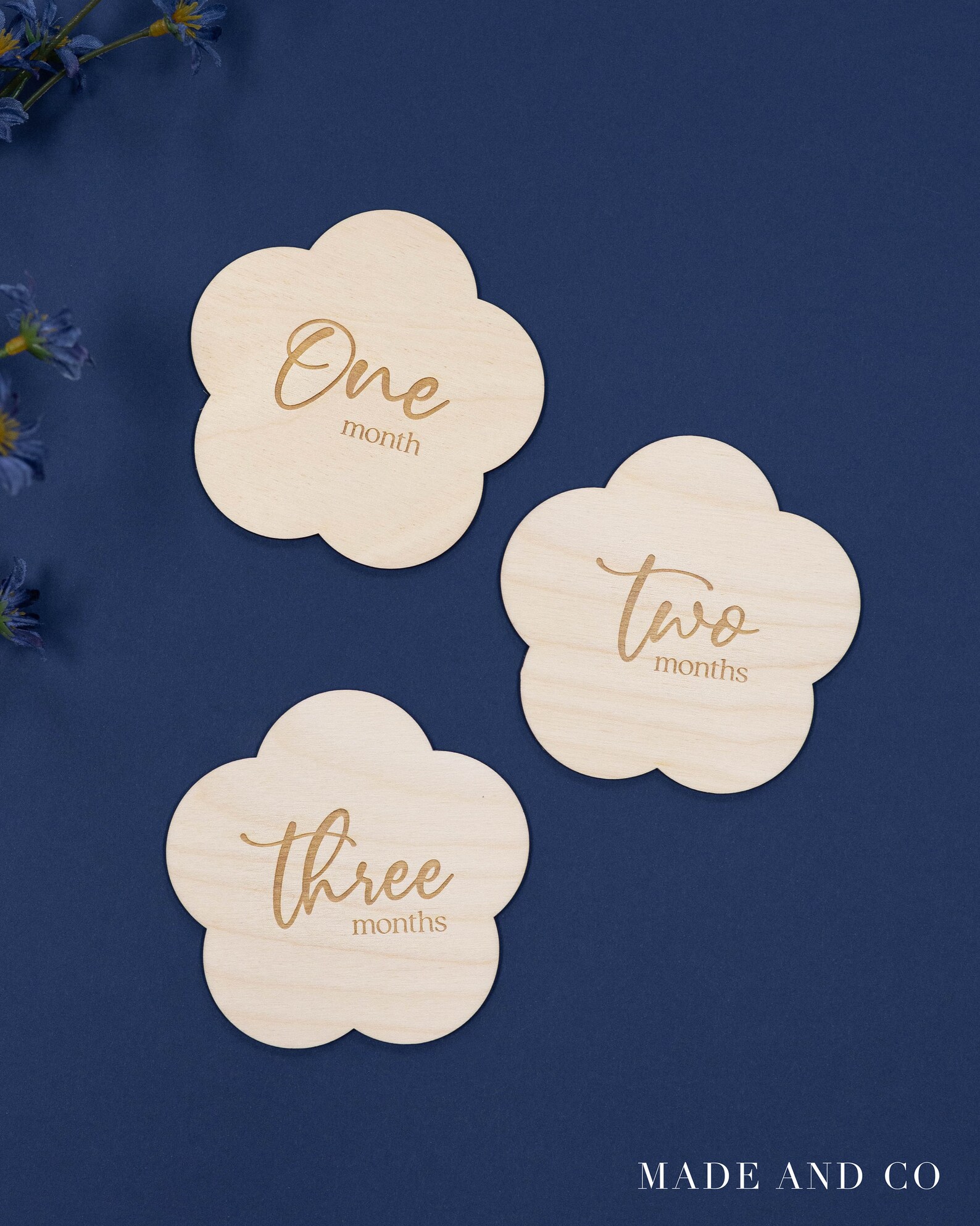 CUSTOM wooden Baby Milestone Cards Engraved Natural - Etsy