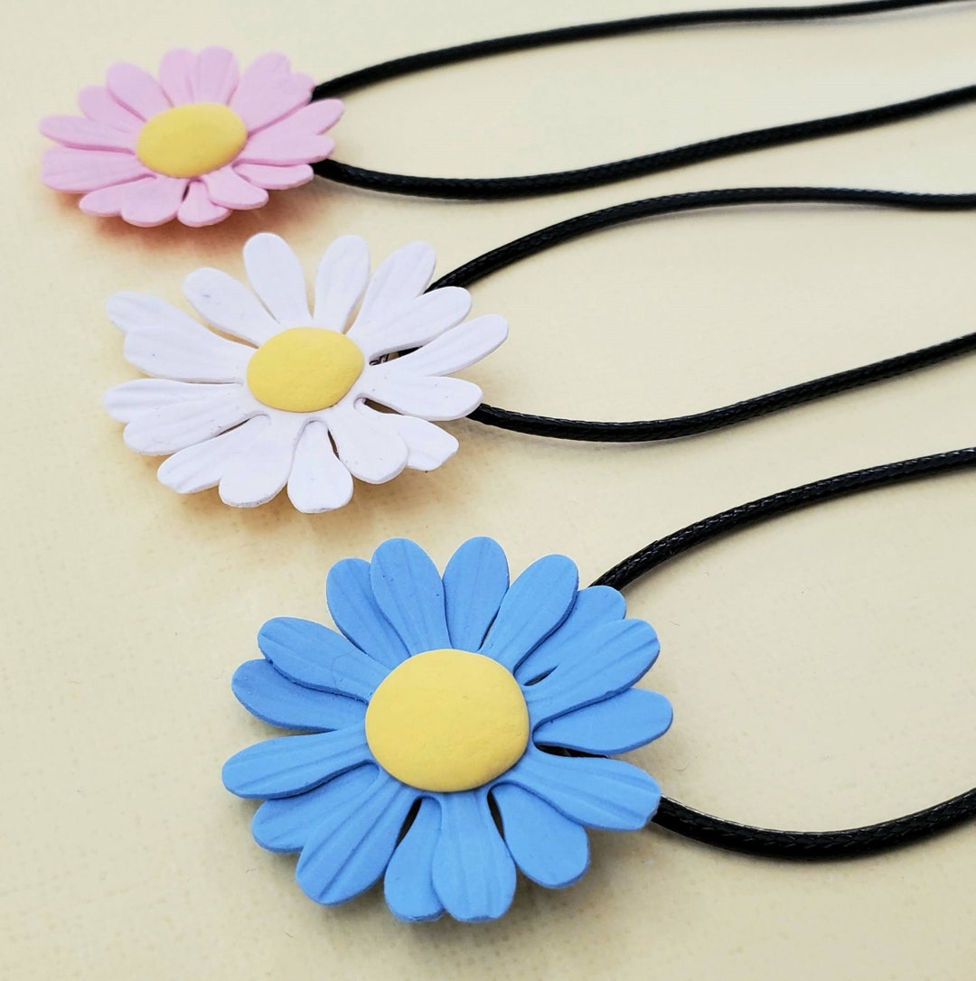 Daisy Polymer Clay Necklace - Polymer Clay Daisy Birth Flower - Polymer ...