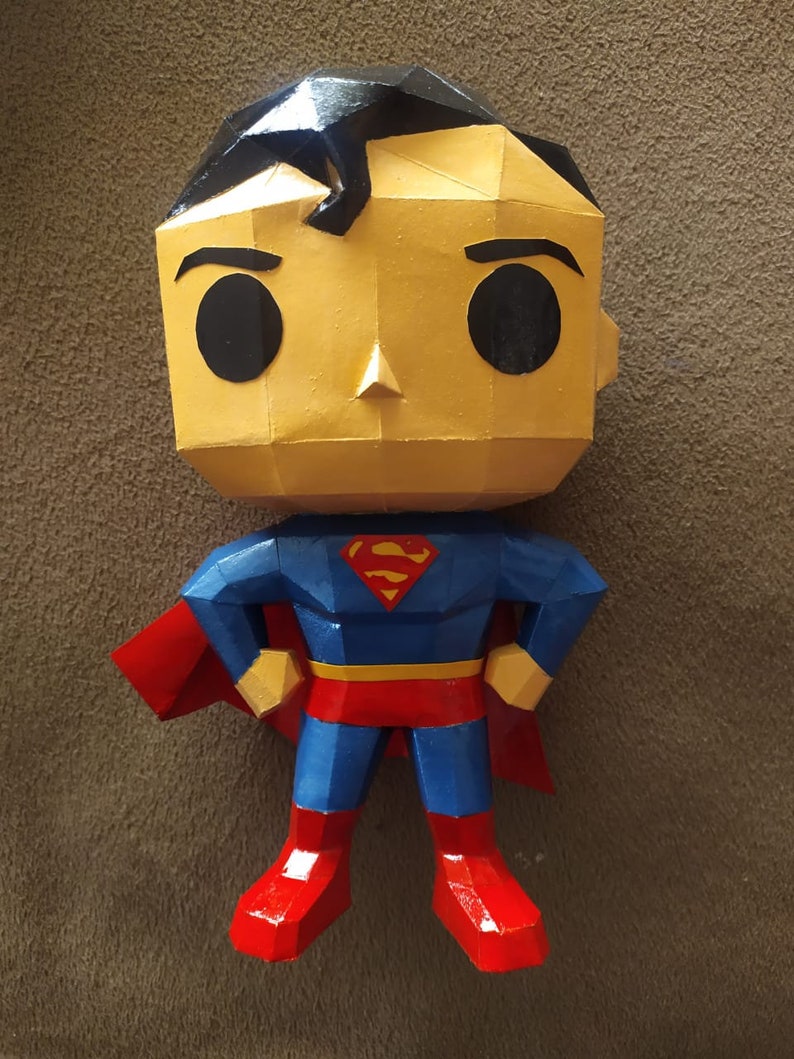 Funko pop papercraft de súper héroe PDF SVG hoja A4 - Etsy México