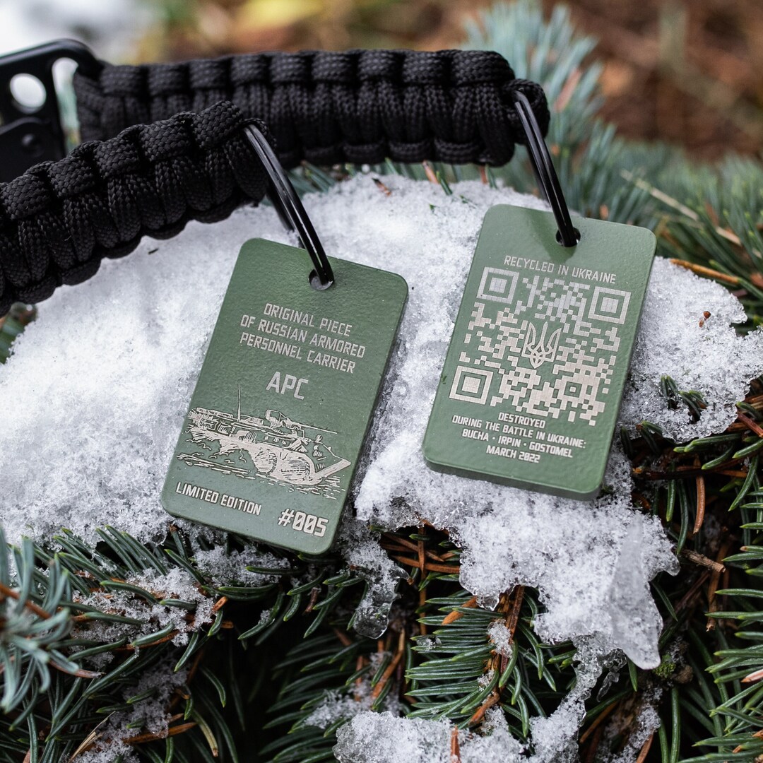 Ukraine War Trophy Khaki Tank Skin Keychain Mens Paracord - Etsy