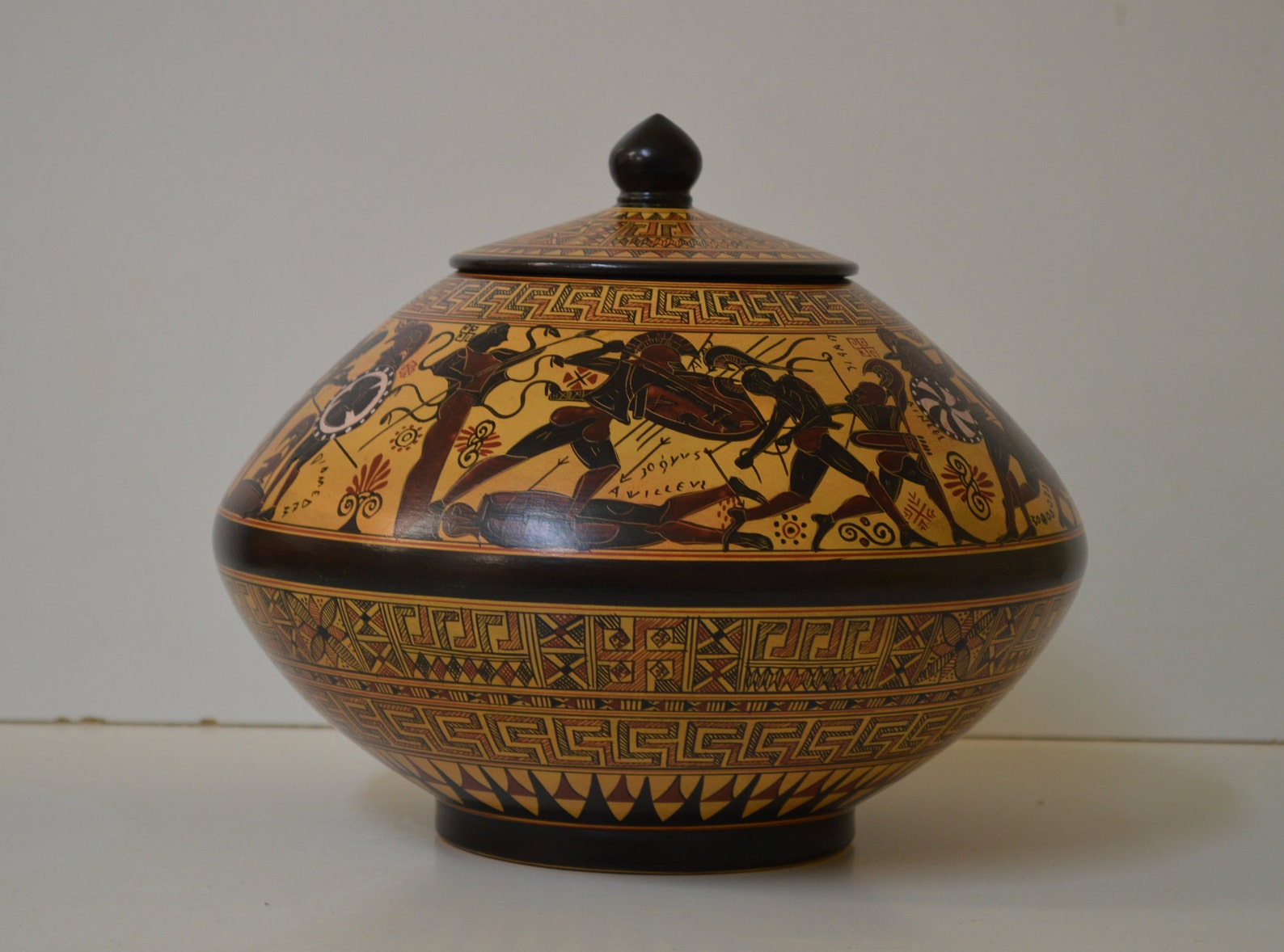 Greek Pottery, Hand Made Replica, Pixis, the Battle of Troy - Etsy