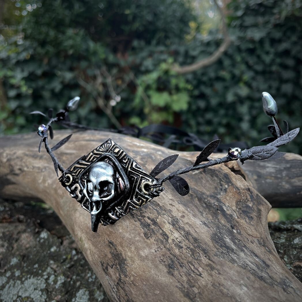 Raven Skull Black Gothic Crown, Pagan Witch Crown, Handmade Crow Black ...