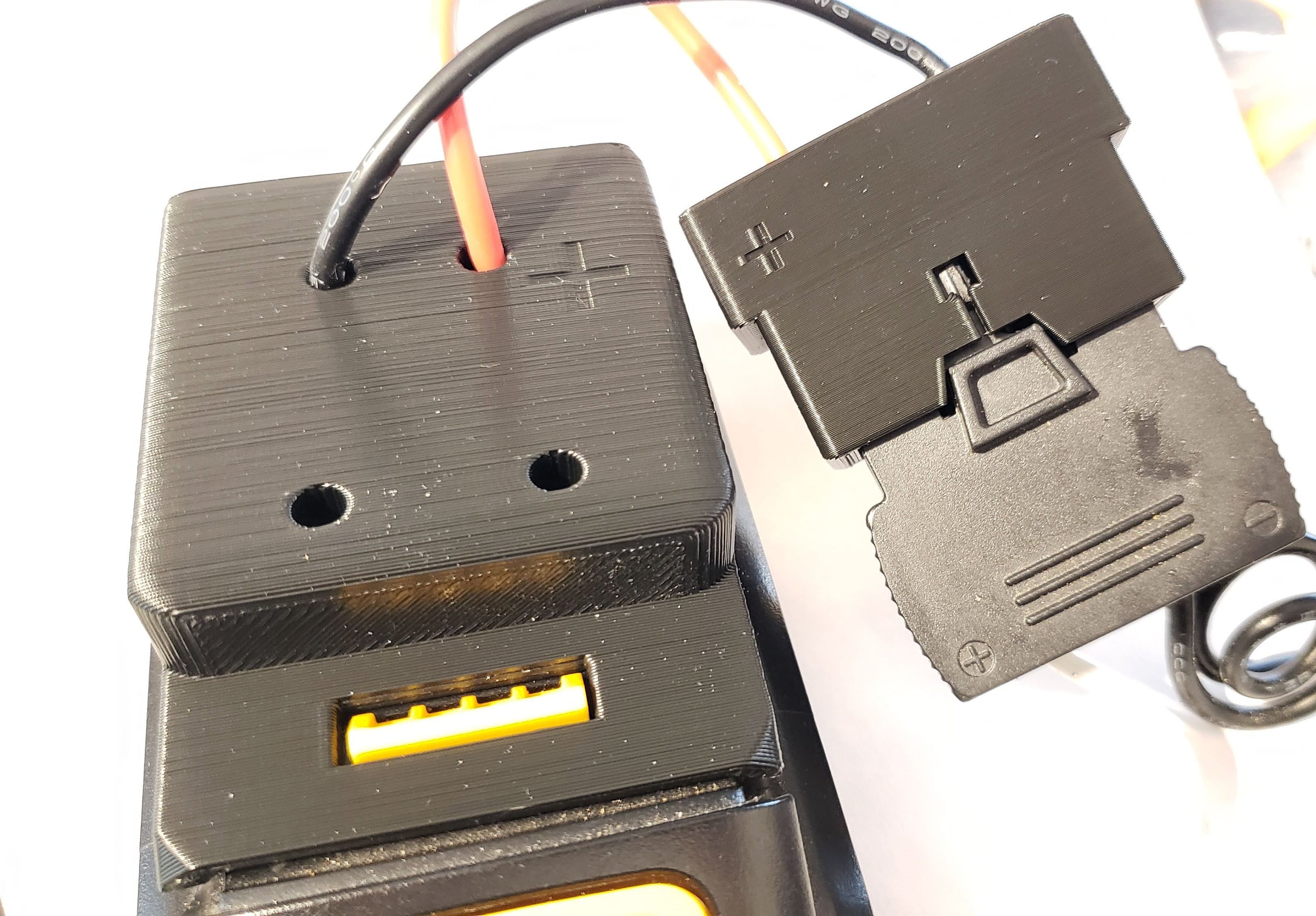 Home & Hobby Dewalt 20V MAX Li-ion Batteries Convert to DIY Connection ...