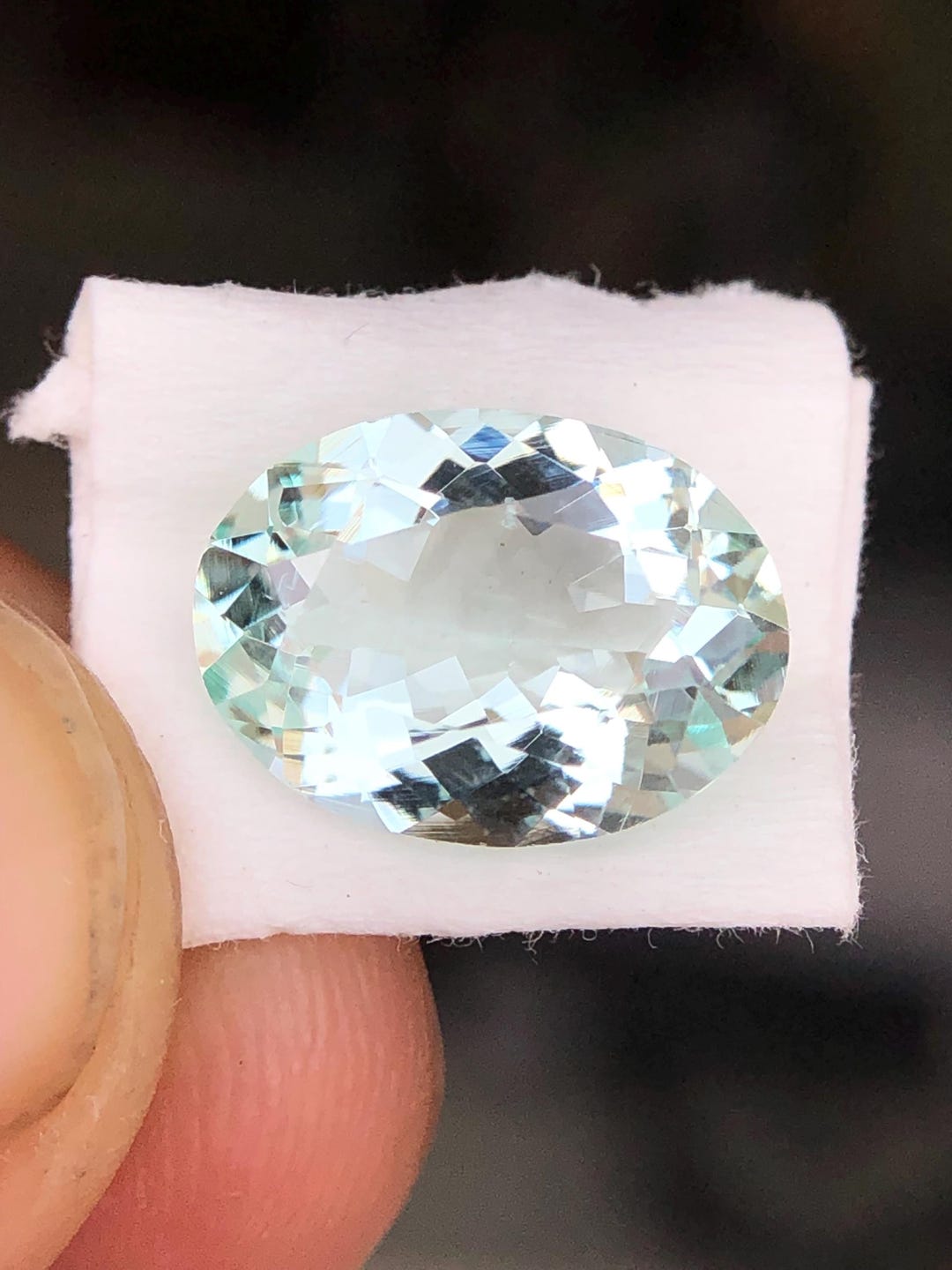 Natural Light Green Aquamarine Gemstone: 2.60ct Oval Cut Faceted ...