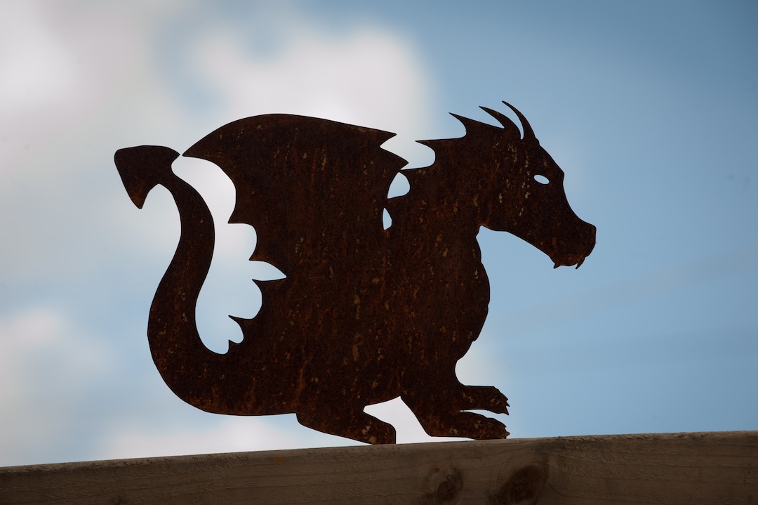 Cute Dragon Metal Fence Topper, Rusty Garden Art, Gate Decoration ...