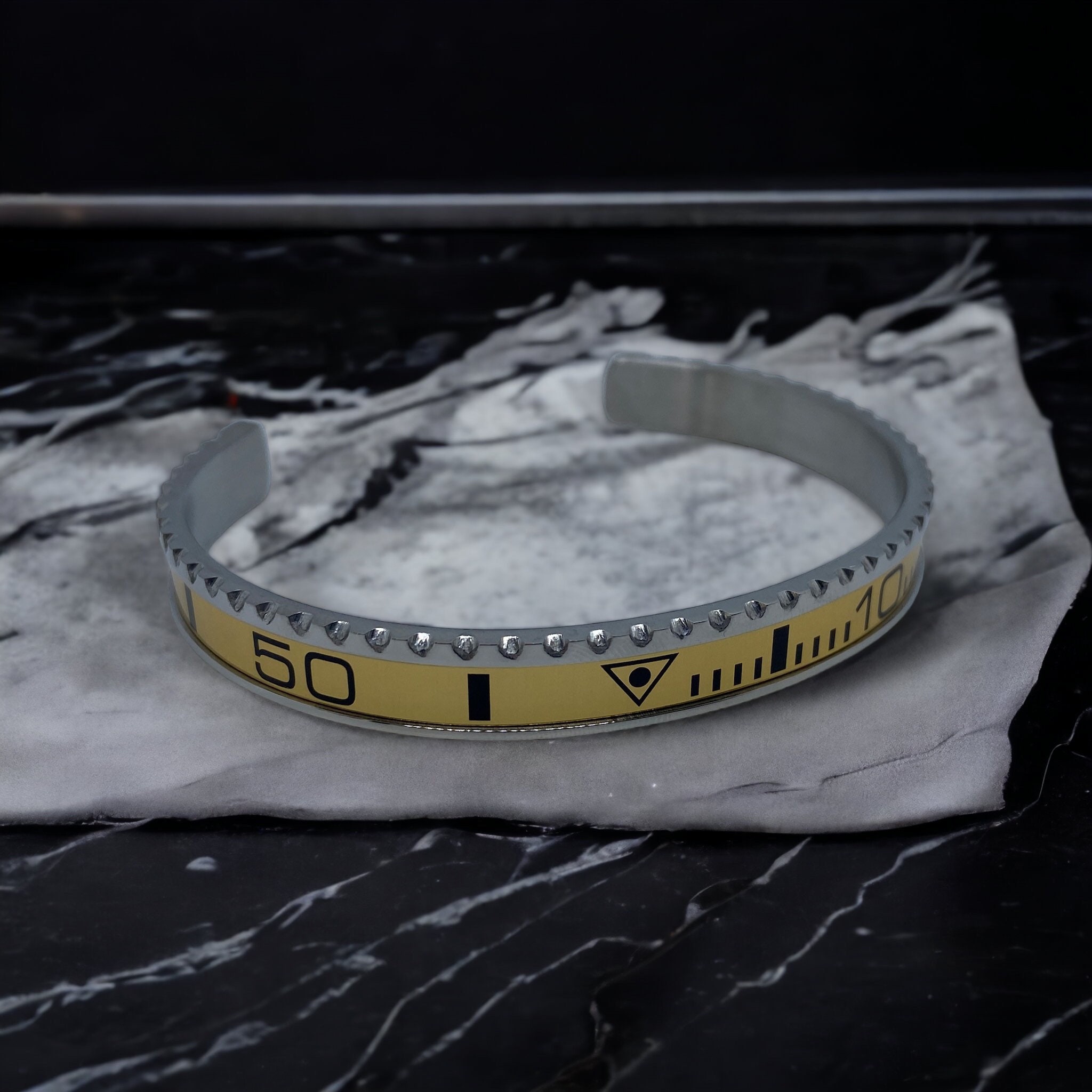 Stainless Steel Speedometer Bracelet Beige Stainless Steel Bracelet ...