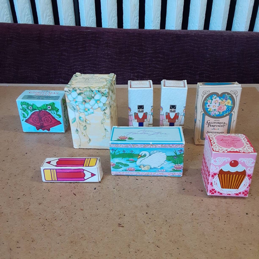 8 Vintage Avon Product Boxes for Display Decor Upcycling Retro ...