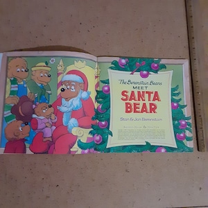 1984 the Berenstain Bears "meet Santa Bear" Paperback for Reading ...