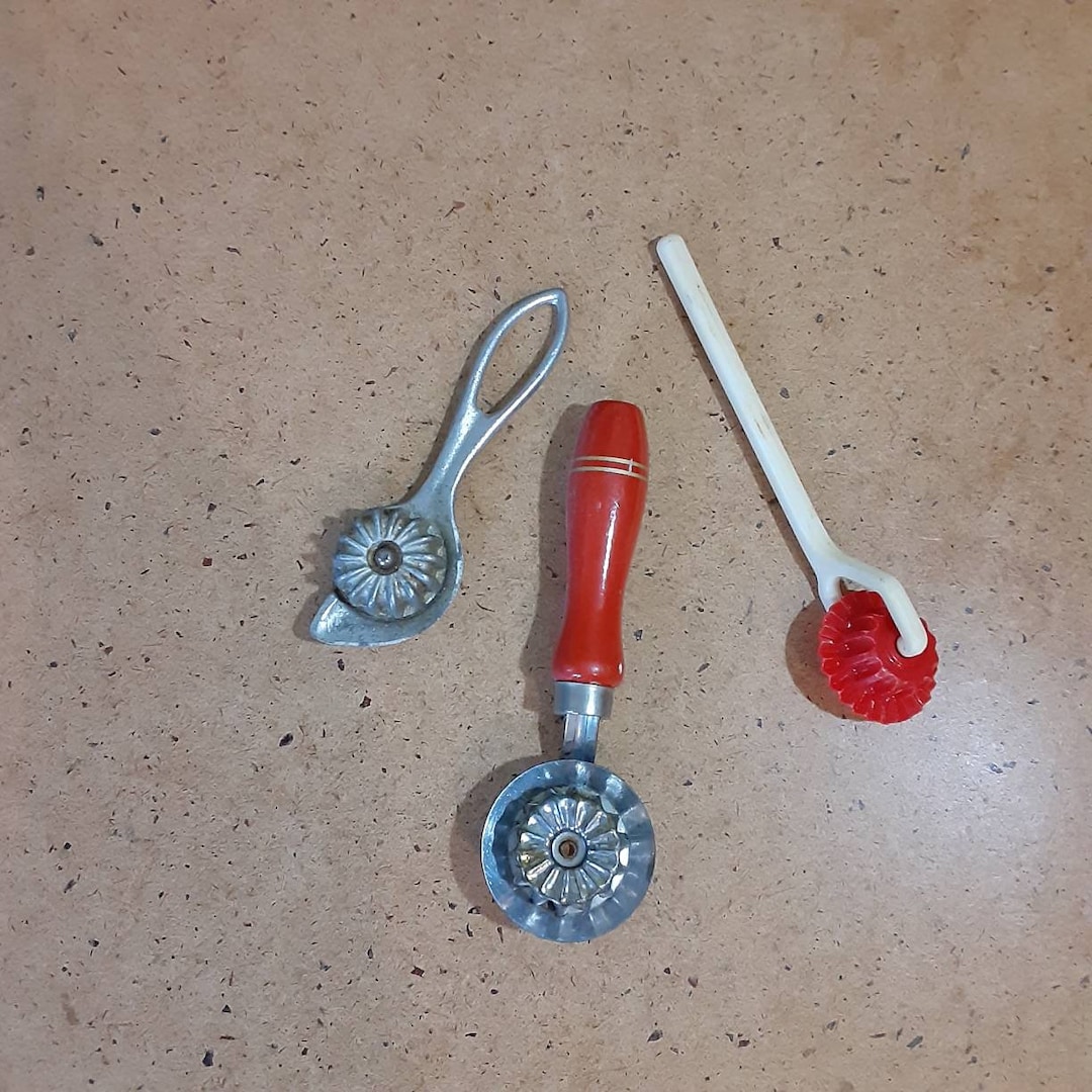 Vintage Pie Crimper Pastry Jagger, Pie Crust Edger for Old Fashioned ...