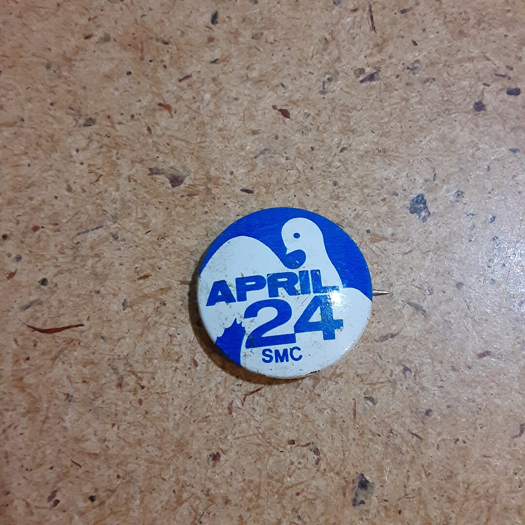 Vintage Anti-war Vietnam Protest Button, Pacifist 60s 70s Politics ...