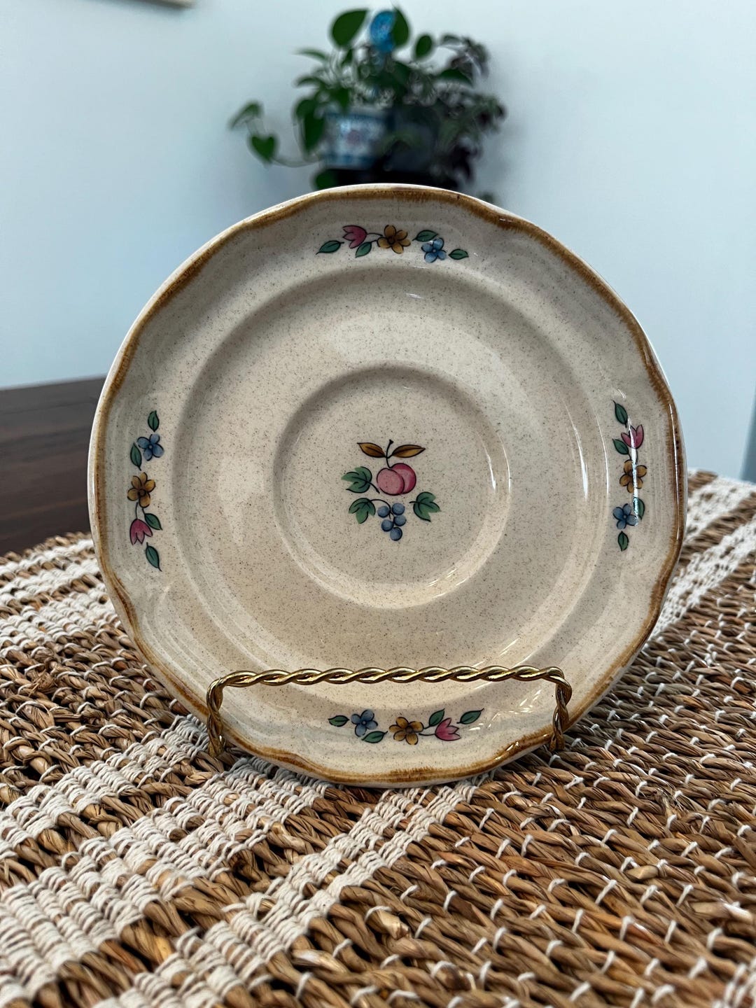 Vintage International Heartland Farm Teacup Plates, Heartland Teacup ...