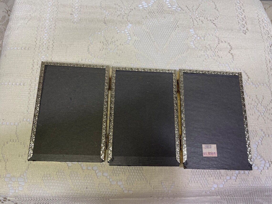 Vintage 3.5x5 Gold Metal Triple Picture Frame vintage - Etsy