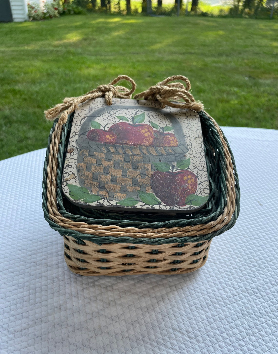 Vintage Apple Fruit Basket Vintage Red Apples Apple Kitchen | Etsy