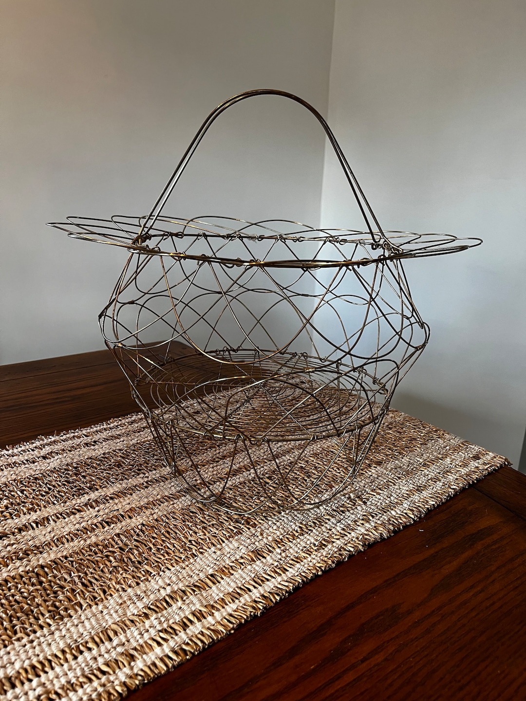 Vintage Gold Wire Collapsible Basket, Vintage Gold Metal Basket, Egg ...