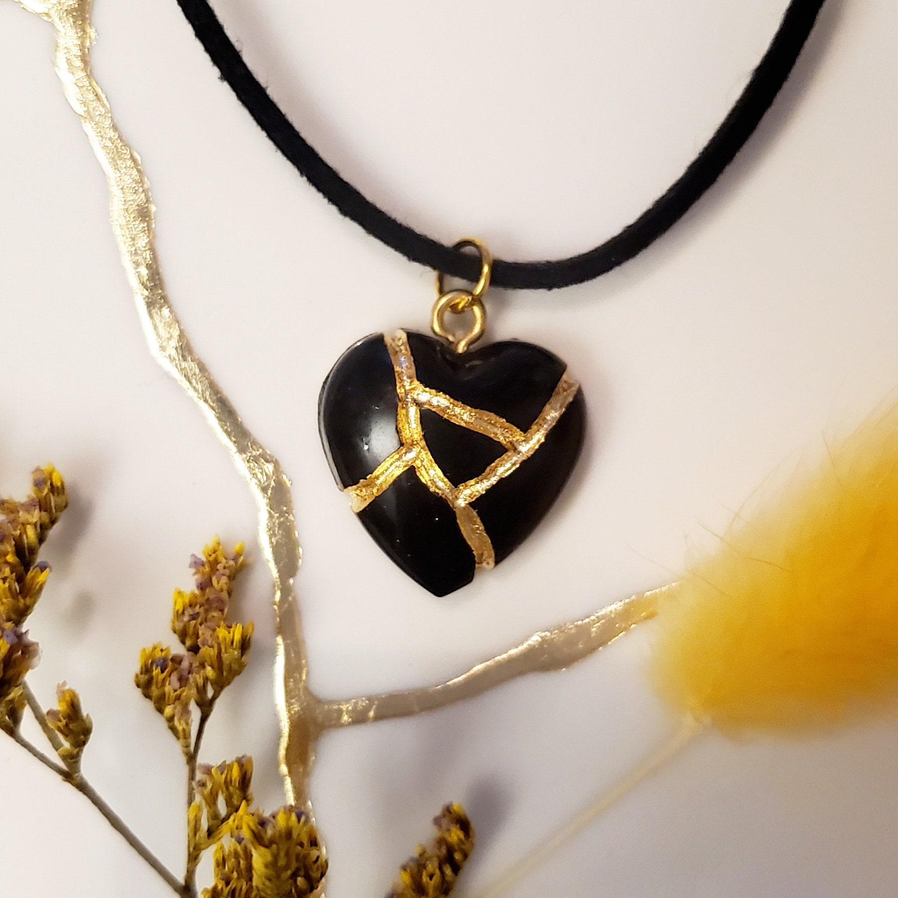 Resin Necklace Heart Kintsugi (customizable) - Etsy