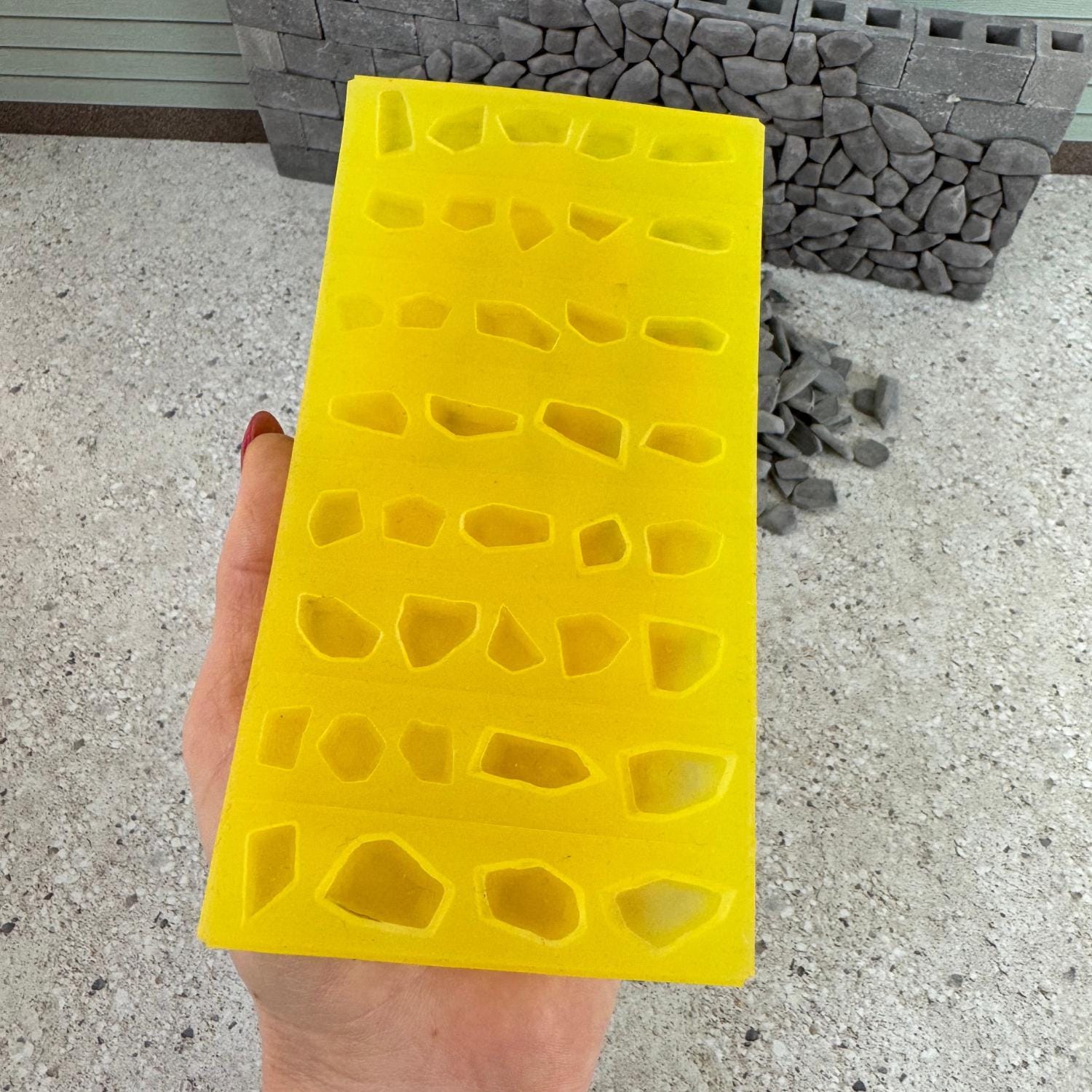 Mini Bricks Silicone Mold: 1/12 Scale Dollhouse Miniature Pavement - Etsy