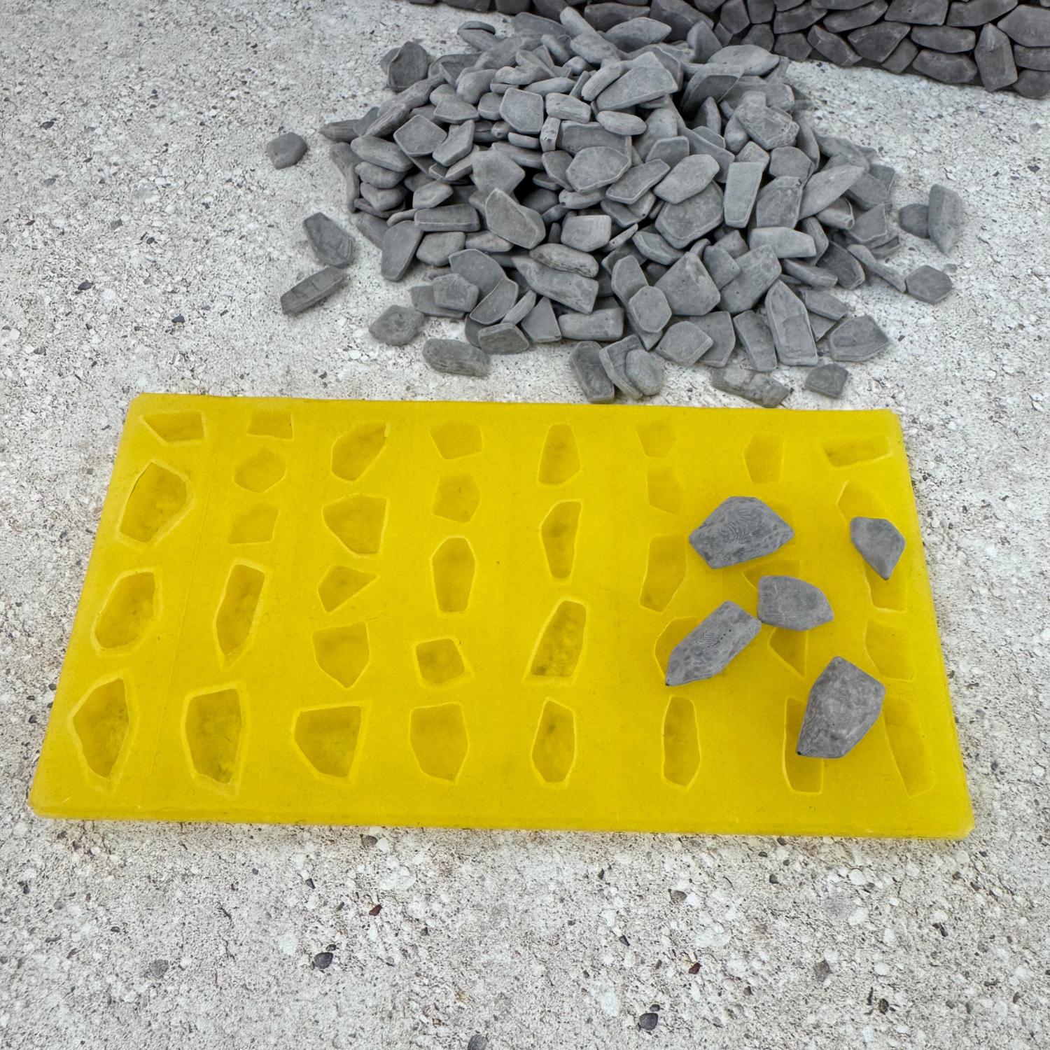 Mini Bricks Silicone Mold: 1/12 Scale Dollhouse Miniature Pavement - Etsy