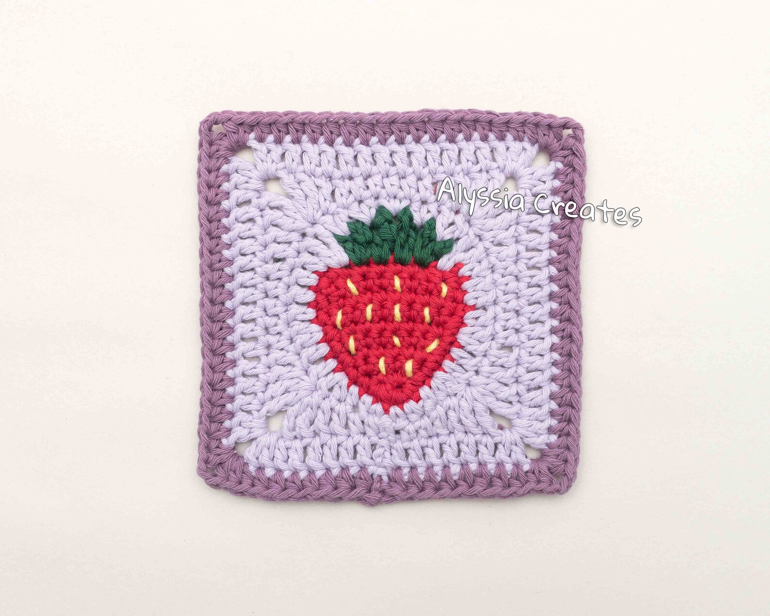 Strawberry Granny Square Crochet PDF PATTERN (english) - Etsy