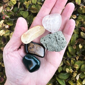 Wealth Crystal Set, Abundance Stones Kit, Prosperity Bag, Money Stones ...