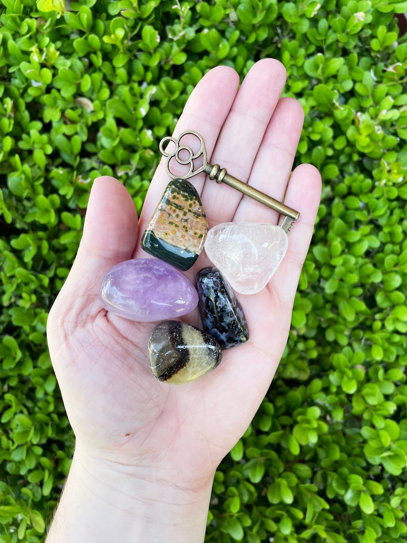 Witches and Psychics Crystal Set, Witchcraft Stones Kit, Psychic Stones ...