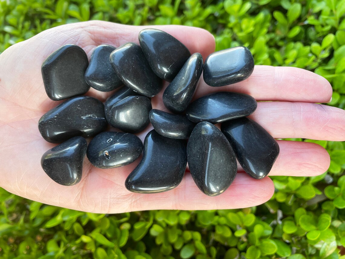 Obsidian grade A Tumbled Stones 18-25mm Small | Etsy
