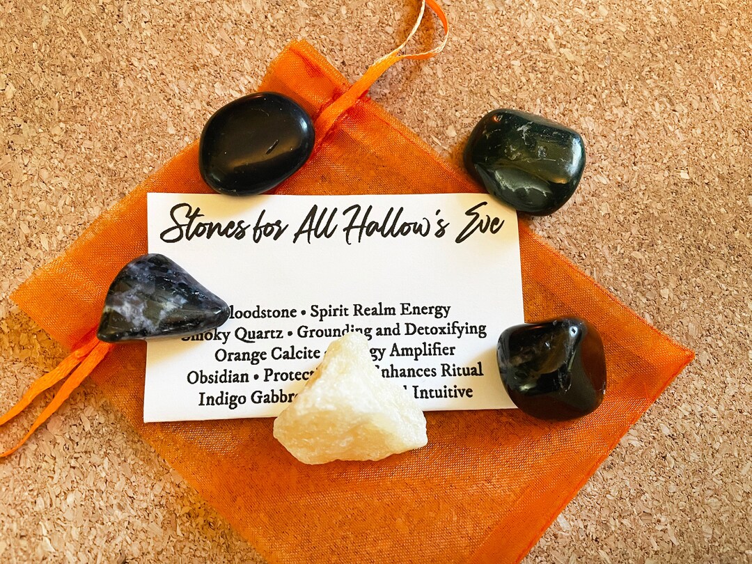 Halloween Crystal Kit, Samhain Crystal Bag, Stones for All Hallow's Eve ...